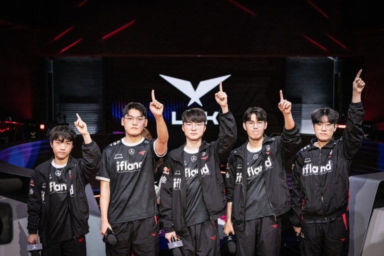 Faker y T1 revelan las primeras selecciones para los aspectos de LoL Worlds 2023